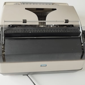 IBM Model D Vintage Electric Typewriter in Original Grey Color ...