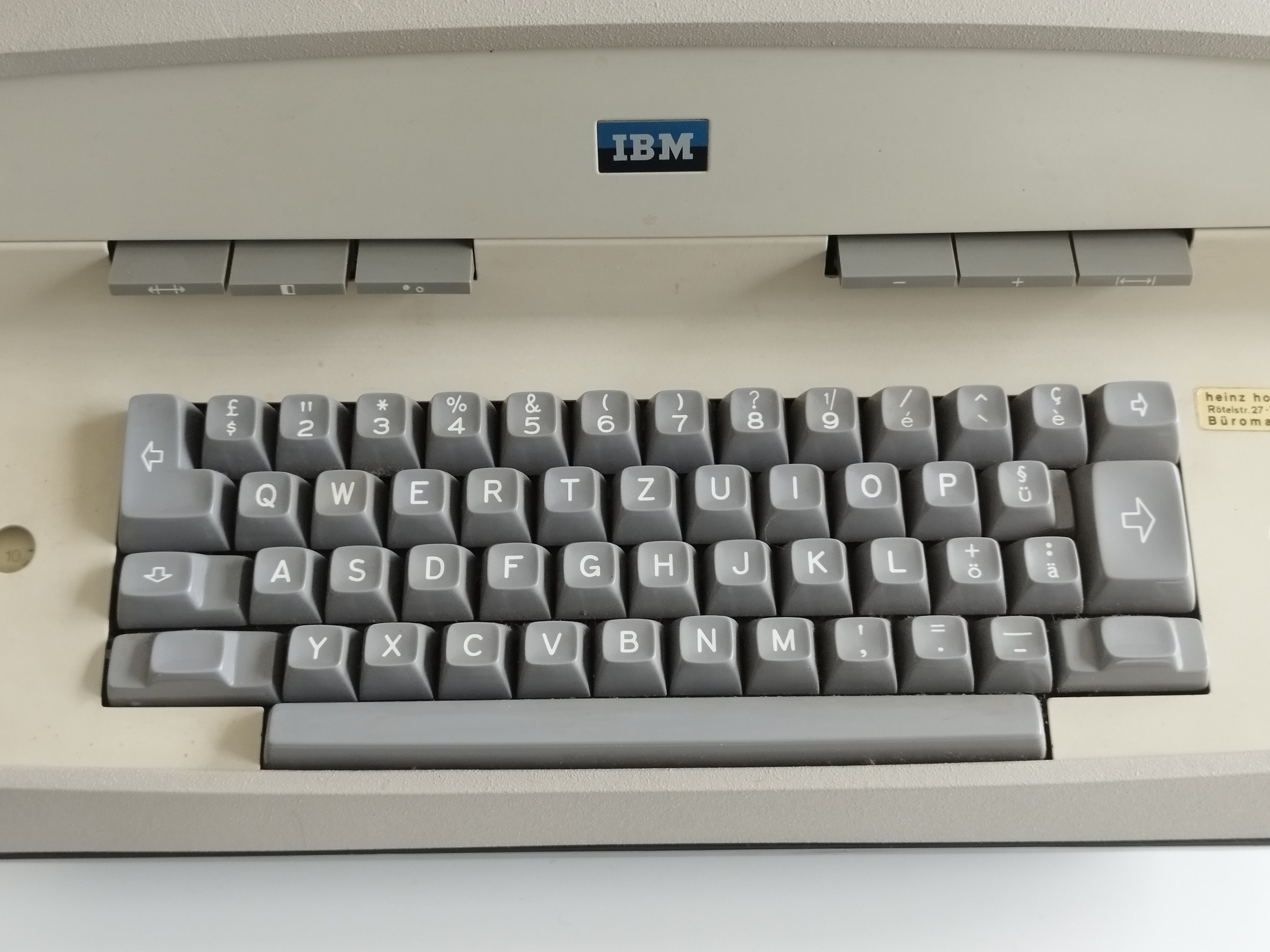 IBM Model D Vintage Electric Typewriter in Original Grey Color ...