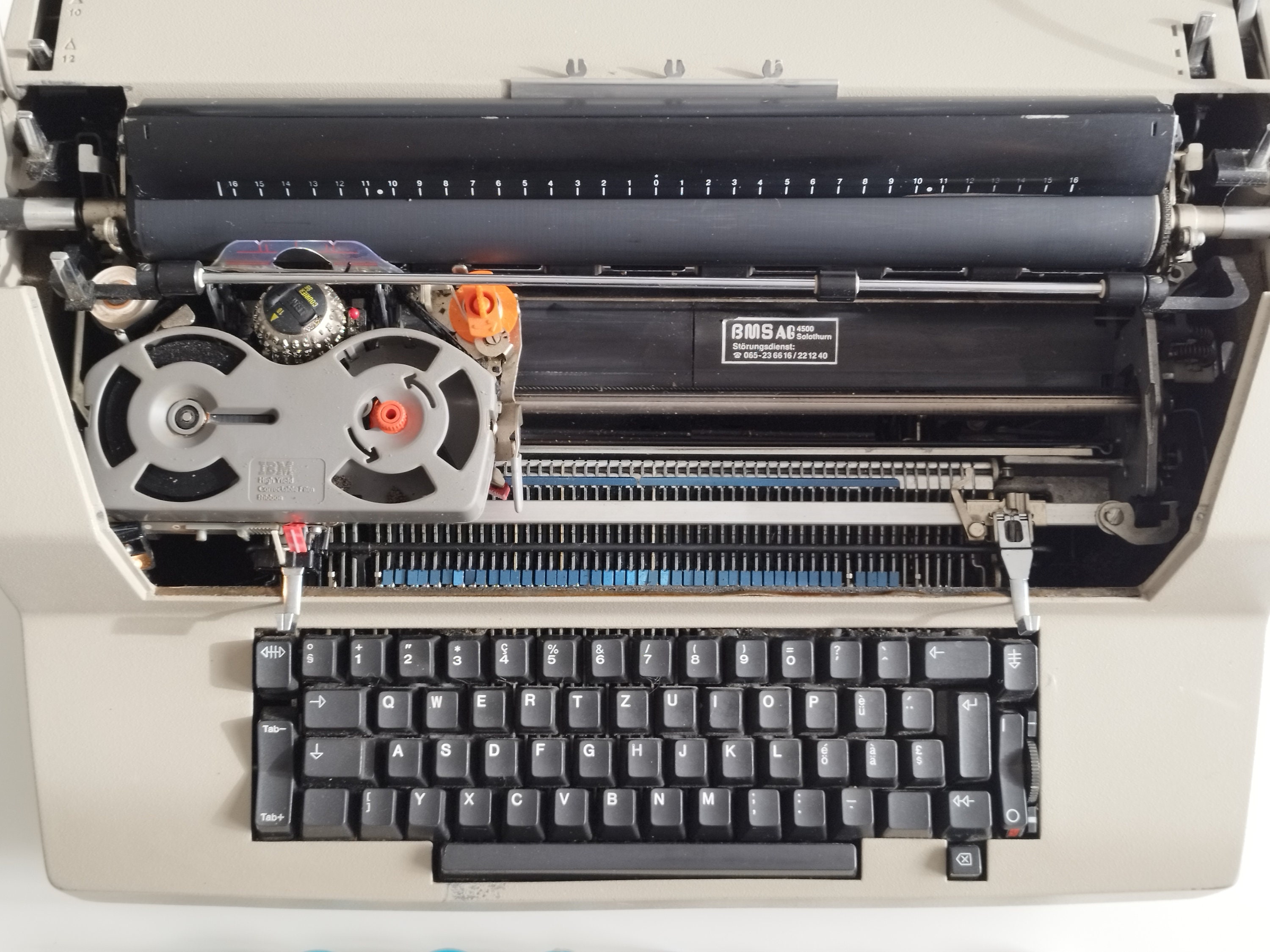 IBM Selectric II golf Ball Vintage Electric Typewriter in Original ...