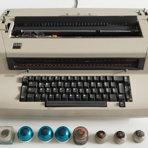 IBM Selectric II golf Ball Vintage Electric Typewriter in Original ...