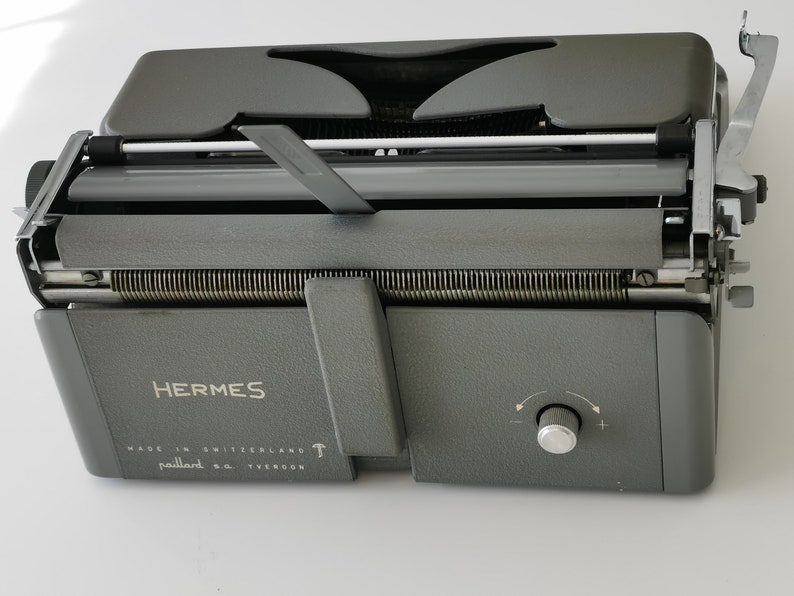 Hermes 2000 Iconic Portable Typewriter From the 1960s in Excellent ...