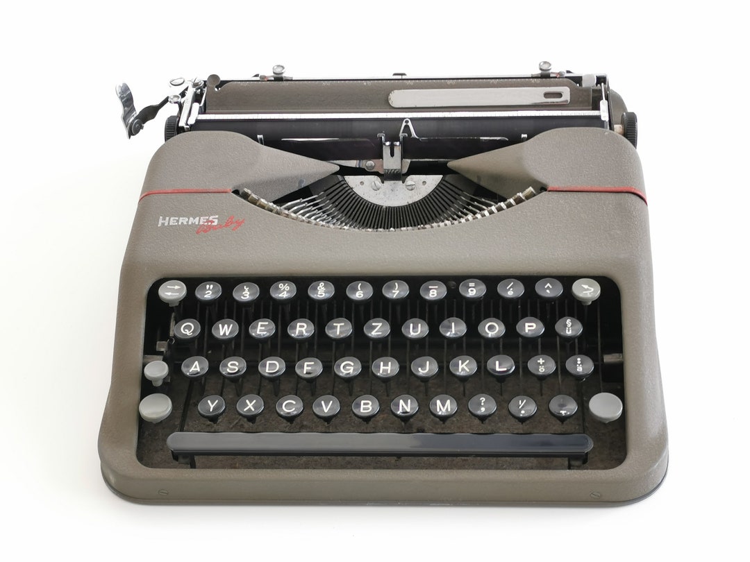 Hermes Baby Portable Typewriter World War 2 WW2 Memorabilia in Working ...