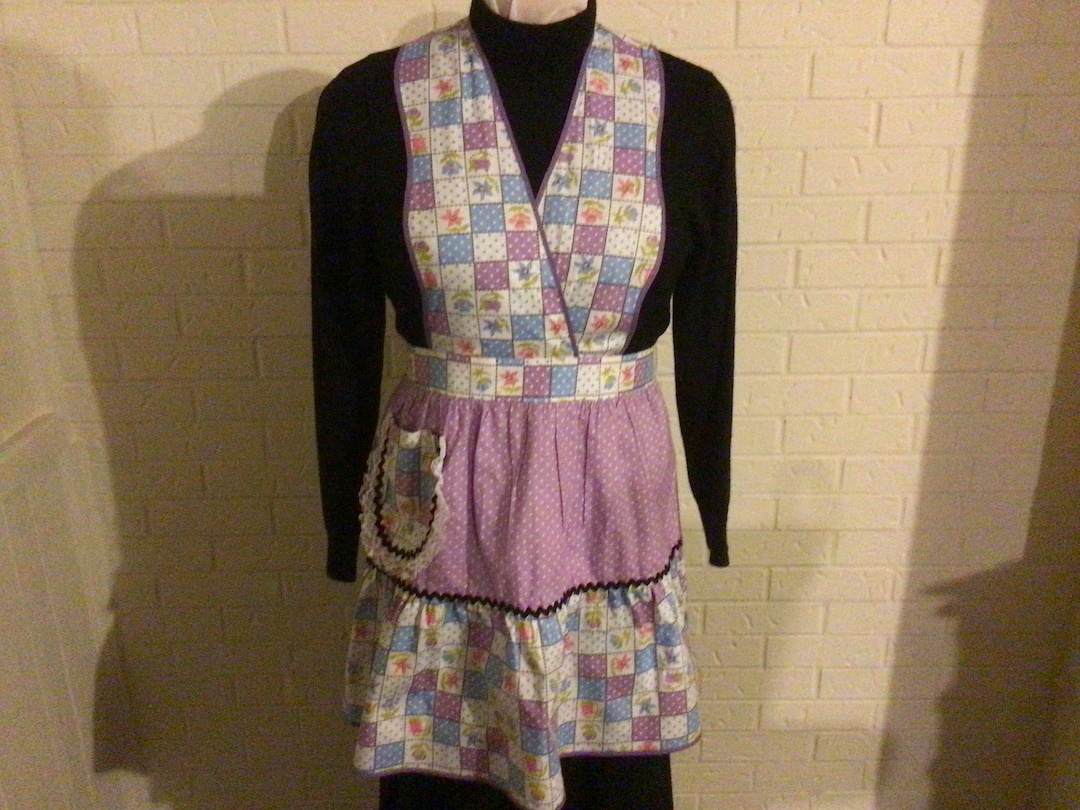 Vintage Bib Apron Kitchen Apron Small Woman Apron Pie Baking Apron ...