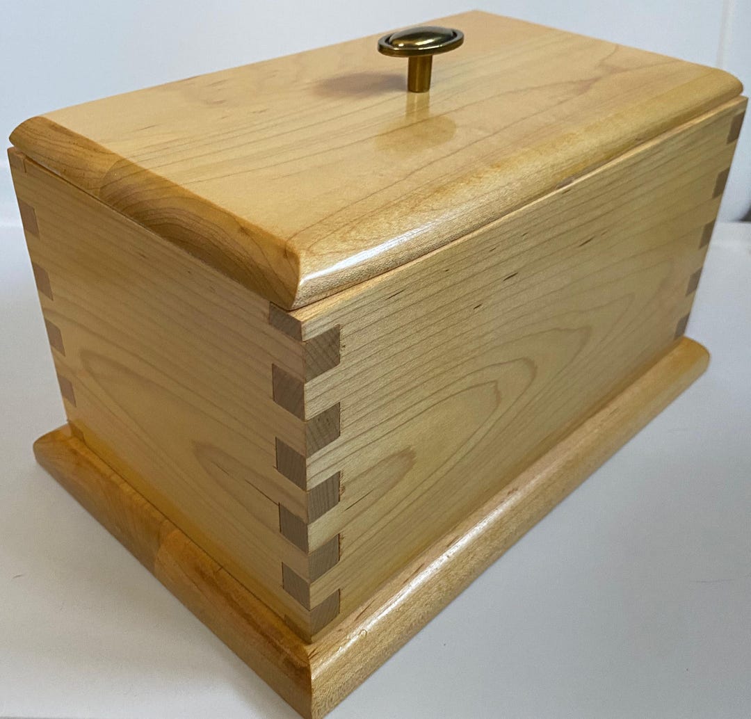 Maple Wood Medium Box | Hand-crafted in the USA | Lift-top - Etsy