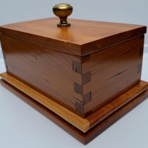 Cherry Wood Medium Box | Hand-crafted in the USA | Lift-top - Etsy