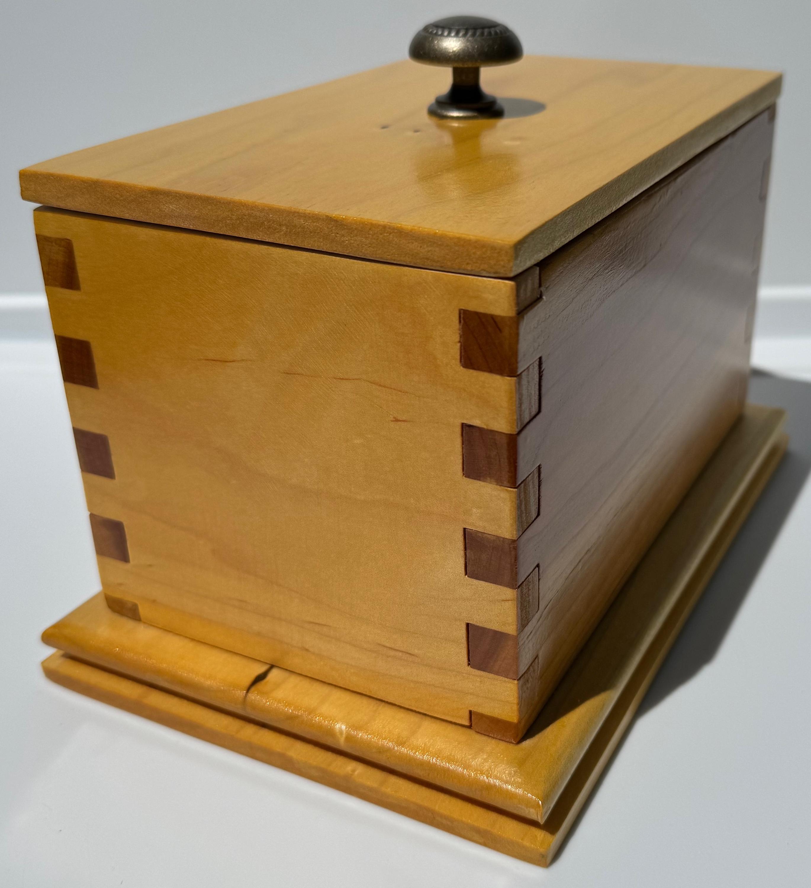 Hickory and Maple Wood Medium Box | Hand-crafted in the USA | Lift-top ...