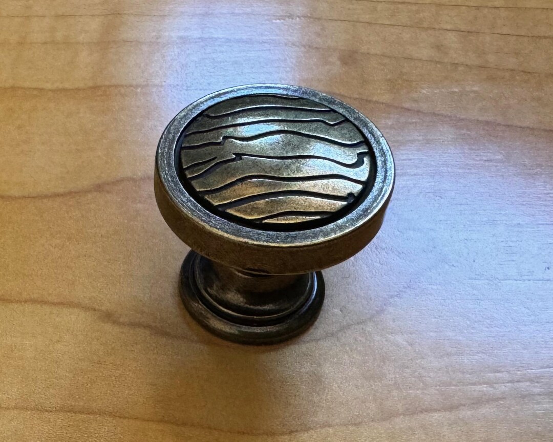 Poplar and Maple Wood Medium Box | Hand-crafted in the USA | Lift-top ...