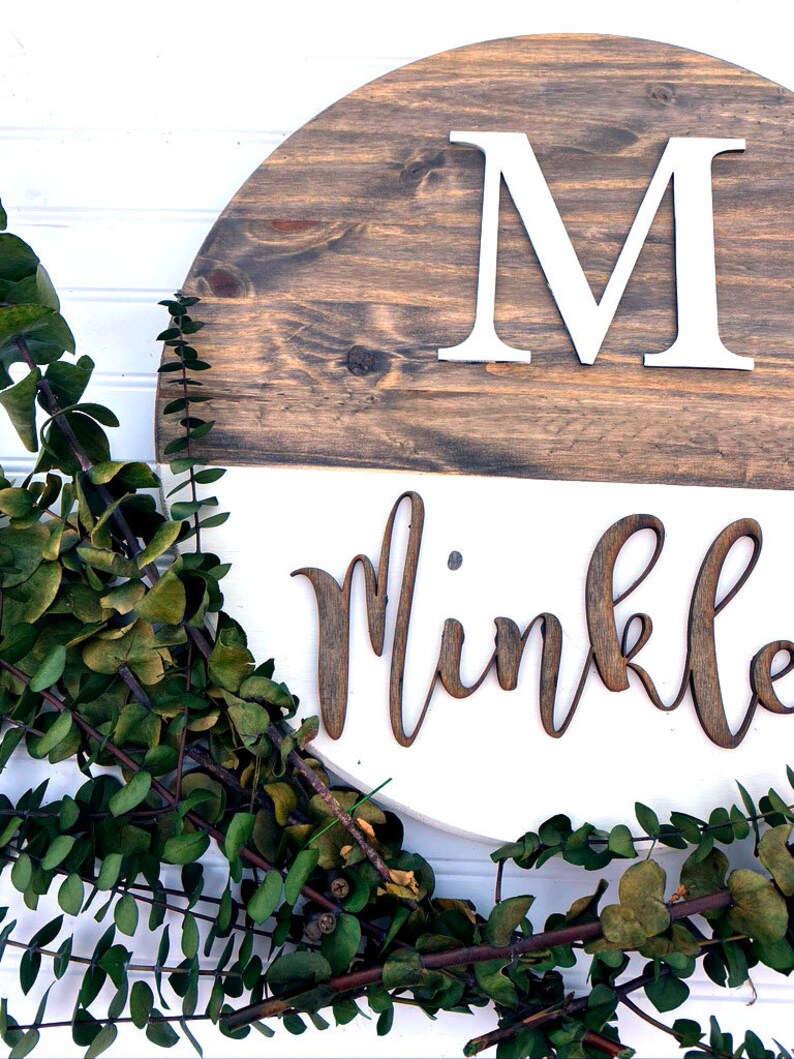 Last Name Sign, Wood Family Name Sign, Personalized Round Name Sign ...