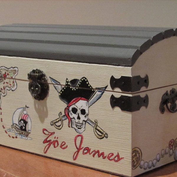 Pirate Treasure Chest - Etsy