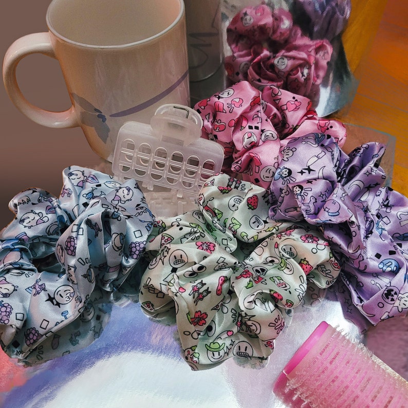 Emoji Scrunchie | Cute Neon Cherry Pink Smiley Face Scrunchie Set, Soft ...