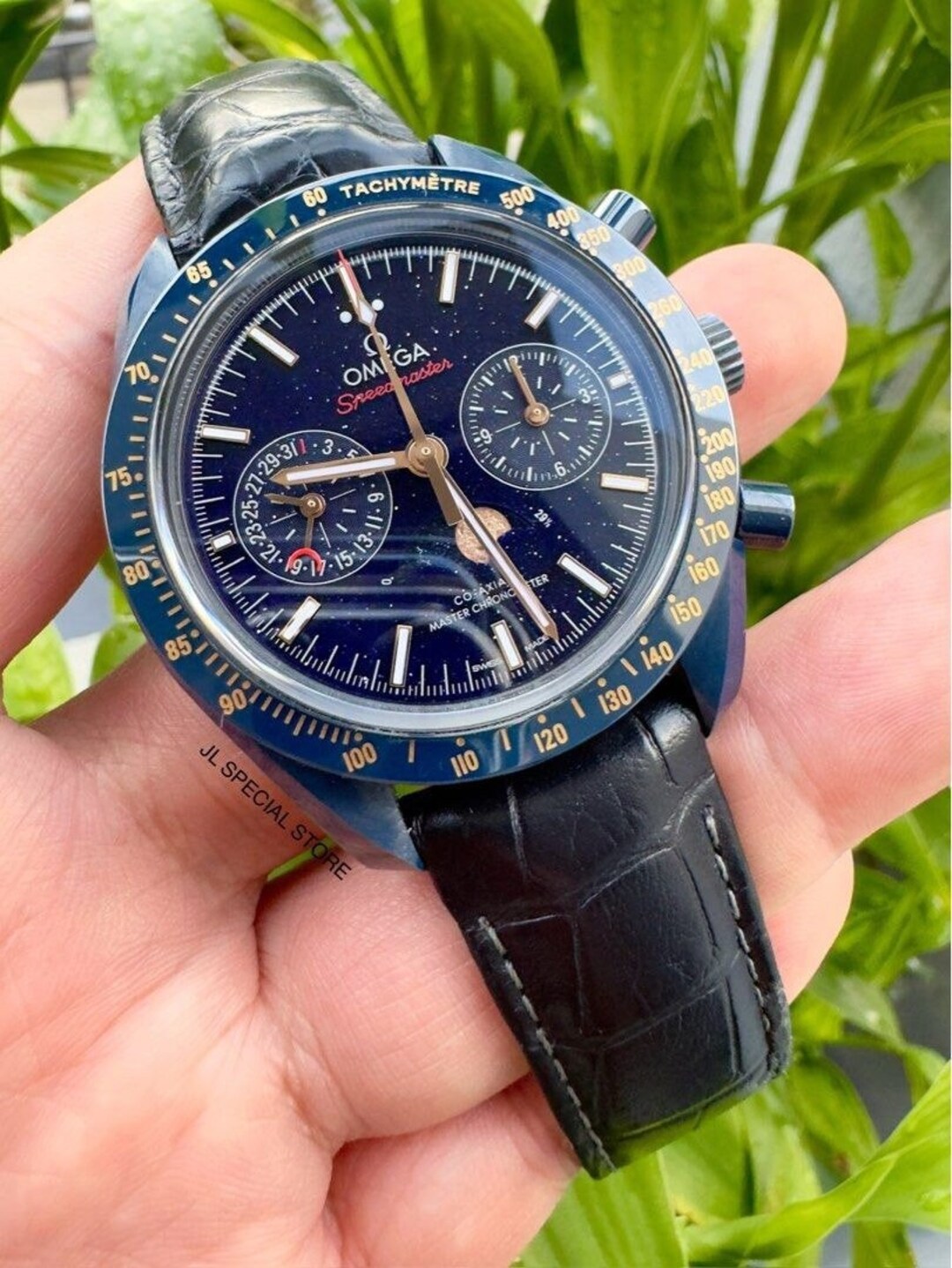 Omega Speedmaster Moonphase Co-axial Master Chronometer Moonphase ...