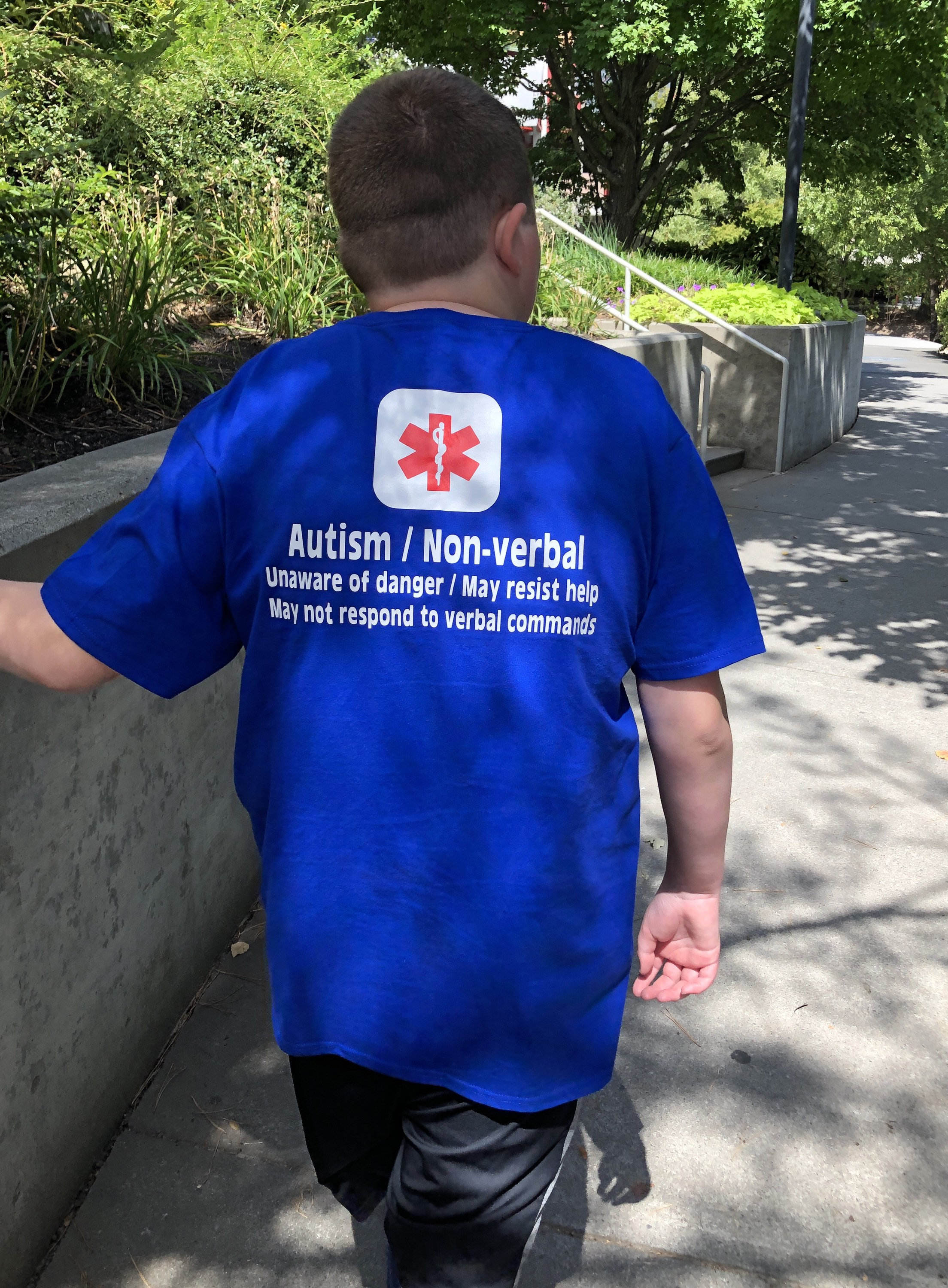 Autistic Non-verbal Safety Alert T-shirt - Etsy