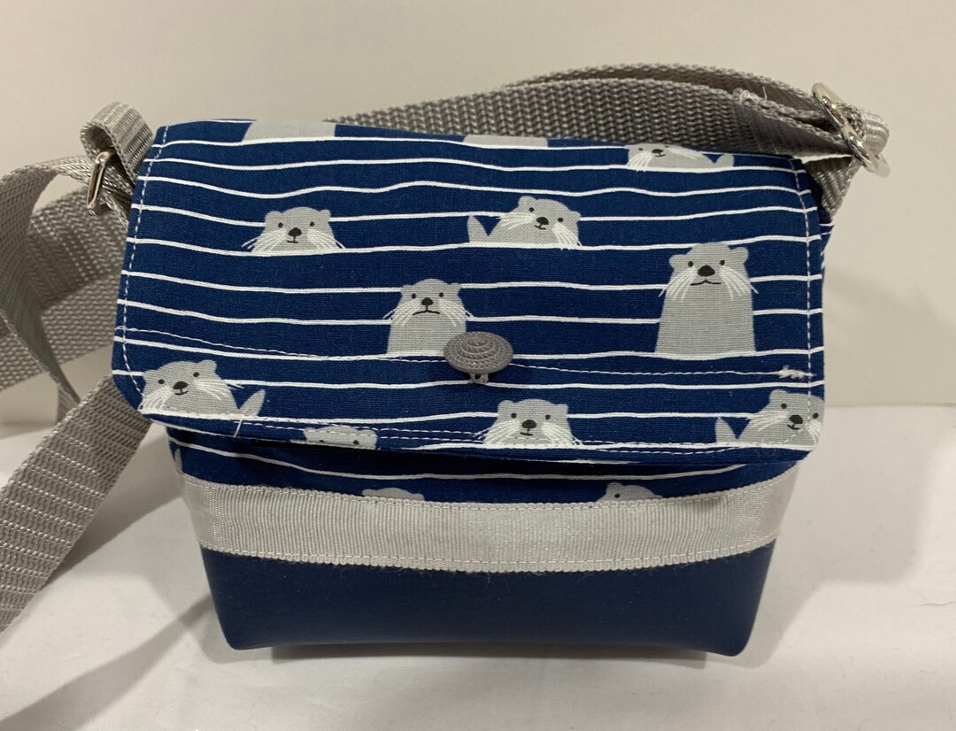 WEE BAG: Otter Pattern - Etsy