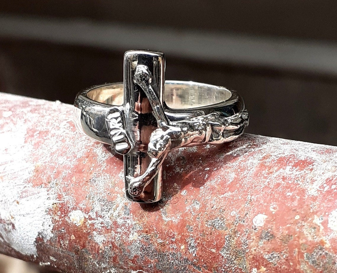 Crucifix Ring - Etsy