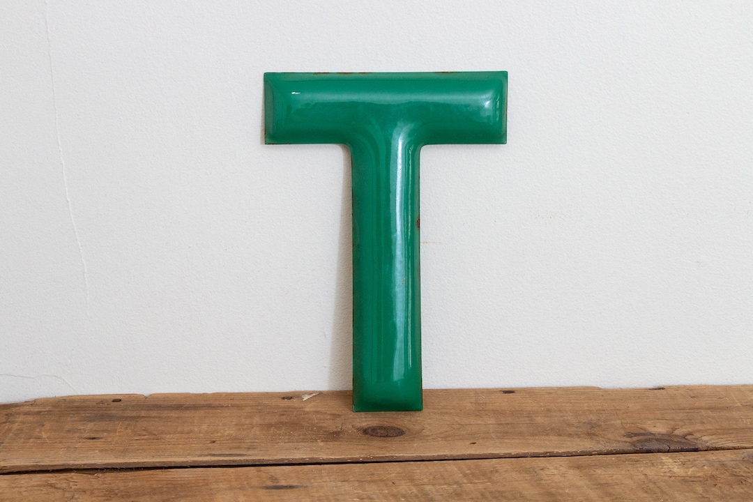 Green Letter T Porcelain Vintage Wall Hanging Decor Metal Initials Name ...
