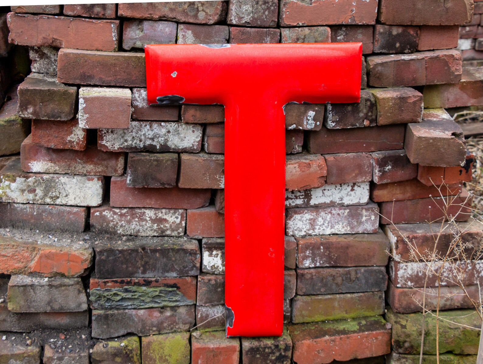 Red Letter T Porcelain Vintage Wall Hanging Decor Initials Name Letter ...