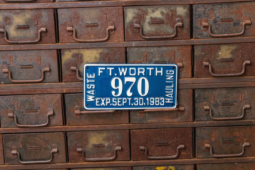 Ft. Worth Texas 1983 Trash Hauler License Plate Vintage Blue Wall ...