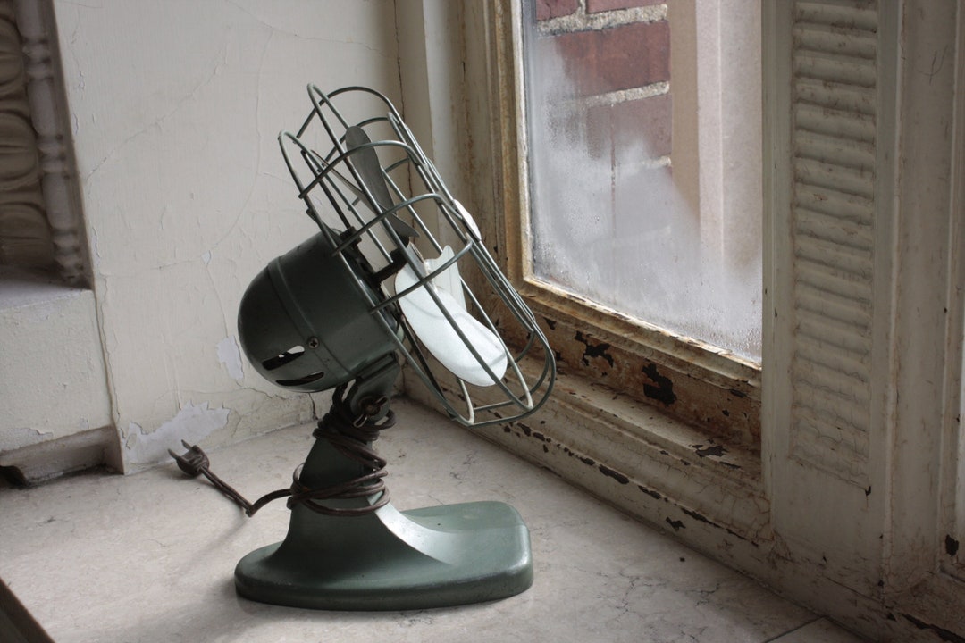 Kenmore Green Mid-century Desk Fan Vintage Decor - Etsy