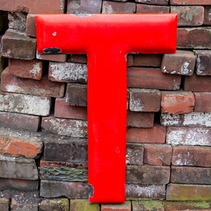 Red Letter T Porcelain Vintage Wall Hanging Decor Initials Name Letter ...