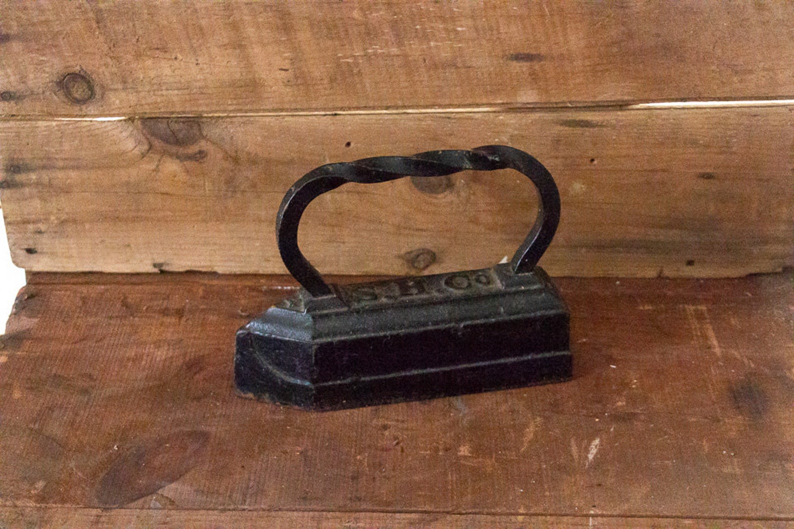 S. H. Co. Sad Iron Vintage Primitive Twisted Handled Tailor's Iron - Etsy