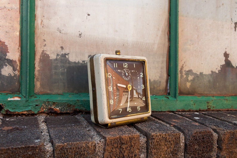 Westclox Square Mid-century Alarm Clock Vintage Bedroom Decor - Etsy