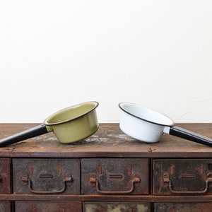 Enamelware Small Sauce Pan Pot Vintage Kitchen Decor Accent - Etsy