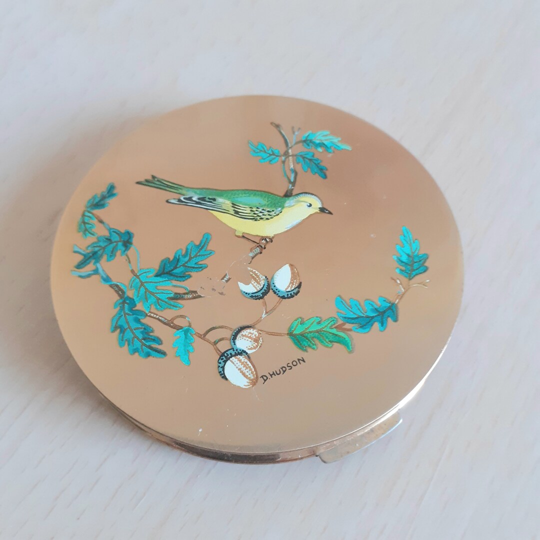 Vintage 1950s Stratton Powder Compact Budgie Design, Signed D Hudson ...