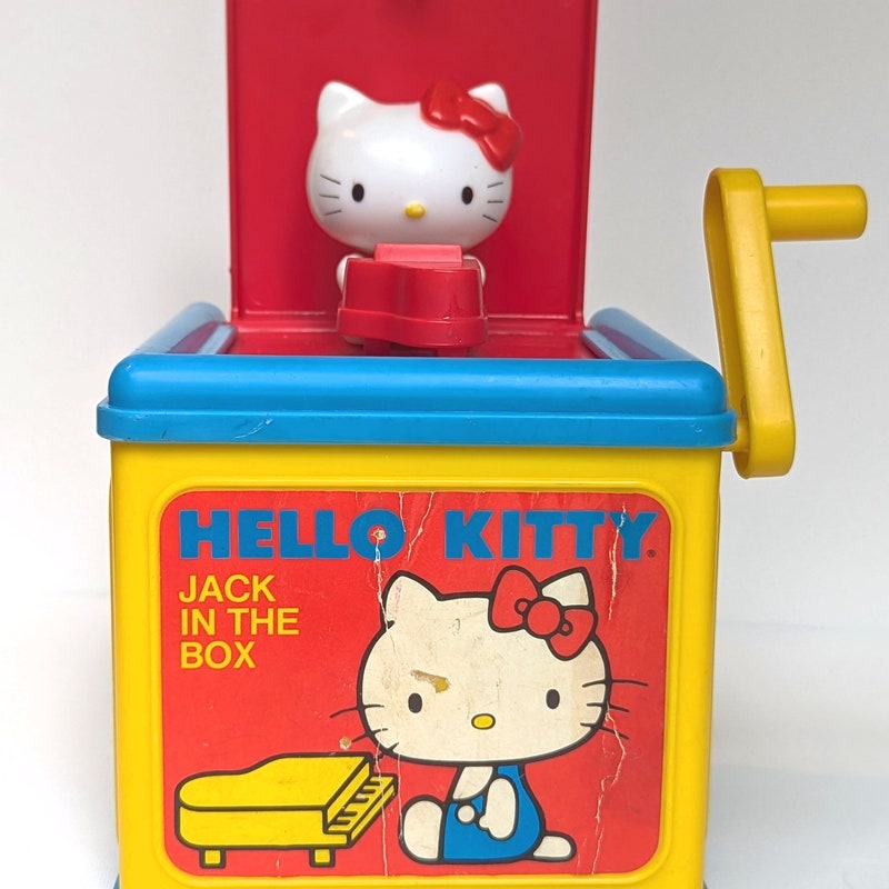Helllo Kitty Music Box - Etsy