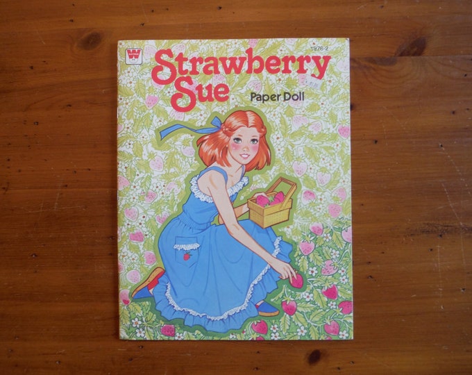 Vintage 1970s Strawberry Sue Doll Book 70s Retro Mod Paper Dolls Book