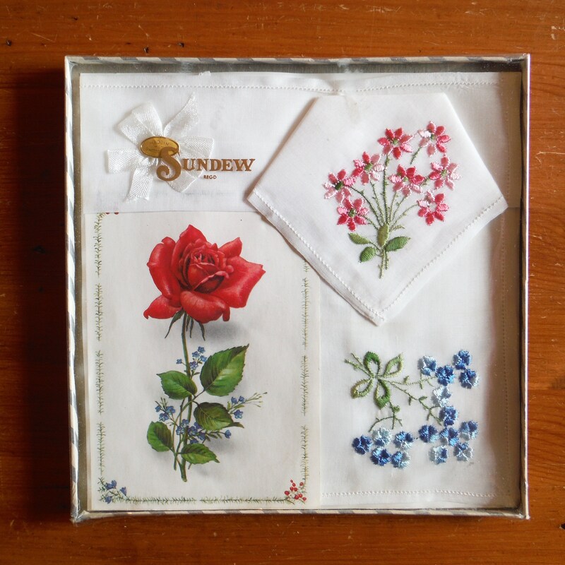 Hankie Box - Etsy