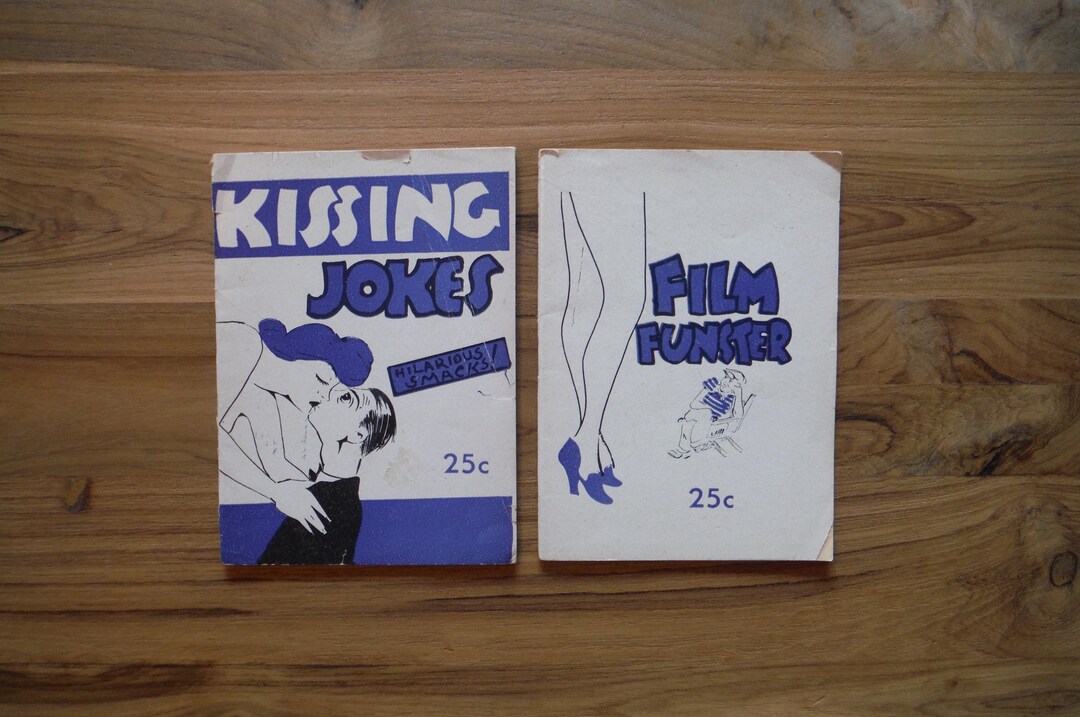 2 Vintage 1940's Small Joke Booklets - Vintage Film Funster Kissing ...