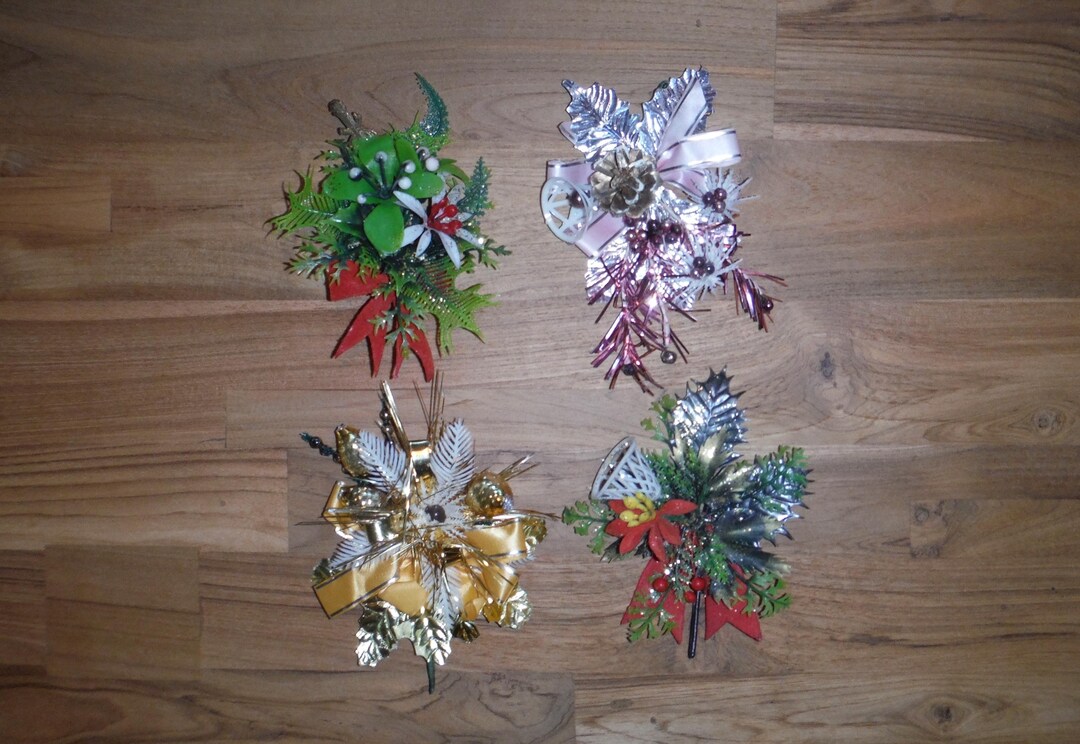 4 Vintage Christmas Corsages - X-mas Glitter Pine Cone Christmas Bells ...