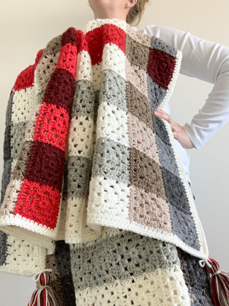 CROCHET PATTERN & VIDEO | Winter Plaid Crochet Blanket, Classic Granny ...