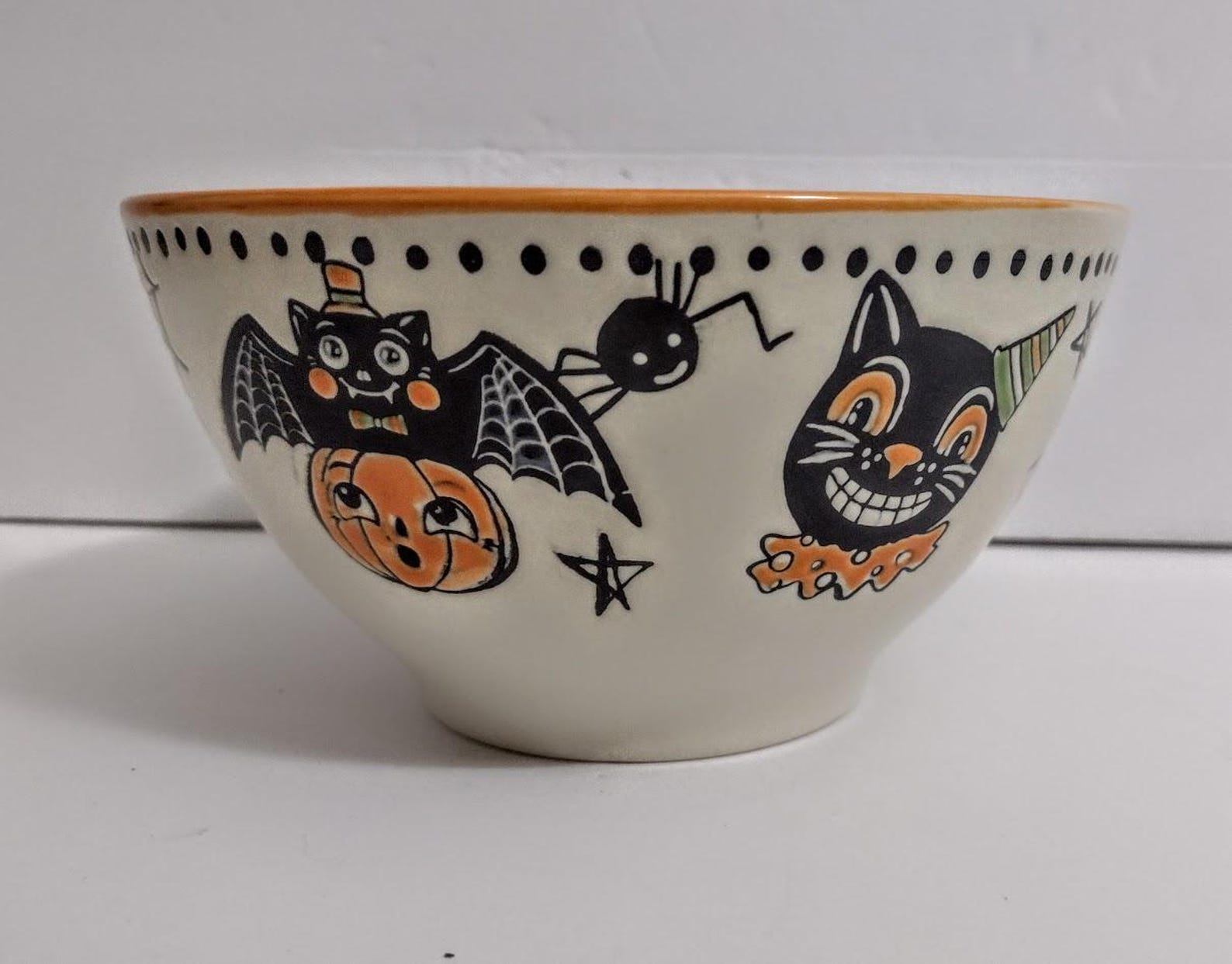 One Bowl HALLOWEEN BOO Pumpkin Cat Bat Spiders Webs Cereal Oatmeal ...