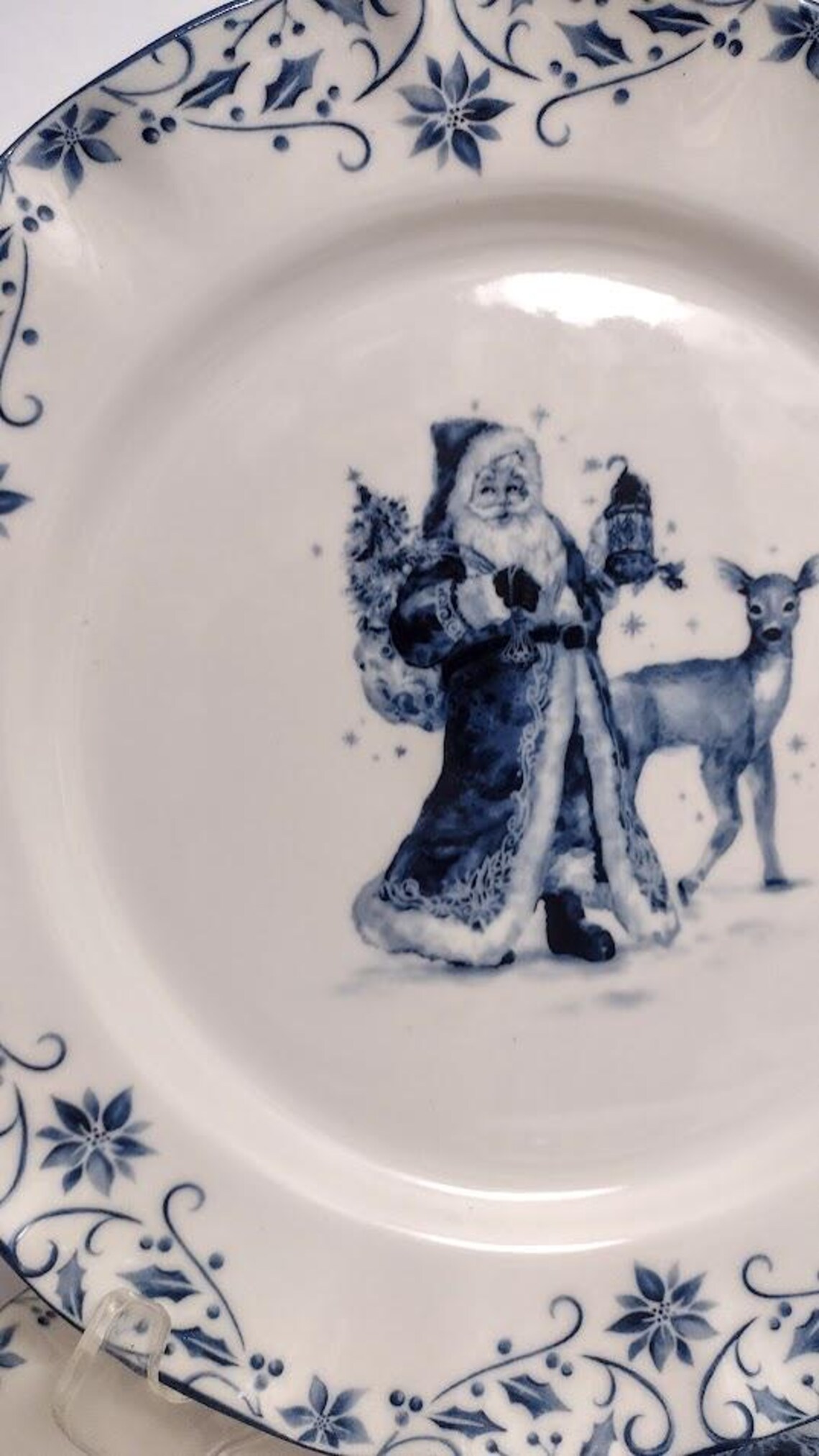 ONE Plate+napkin Christmas Blue Santa Claus With Deer Waved Floral Edge ...