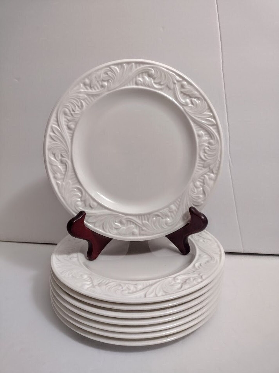 One Plate Rare Lenox Millennium Edition Damassi White Linen Collection