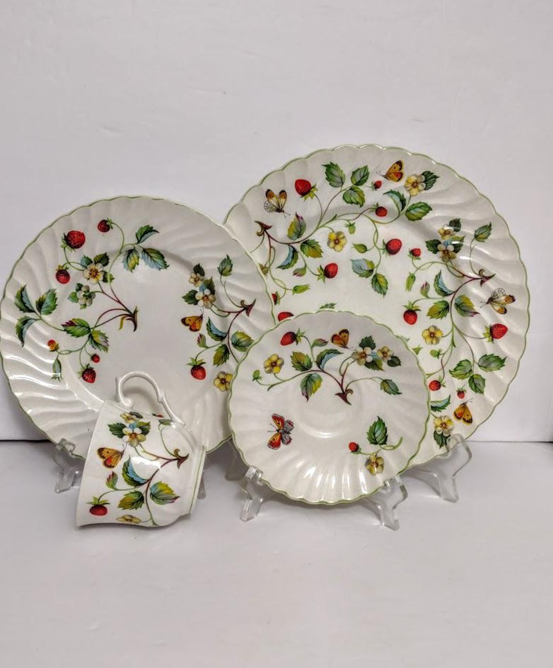One Plate 1950s Old FOLEY England James Kent STRAWBERRY Butterflies ...