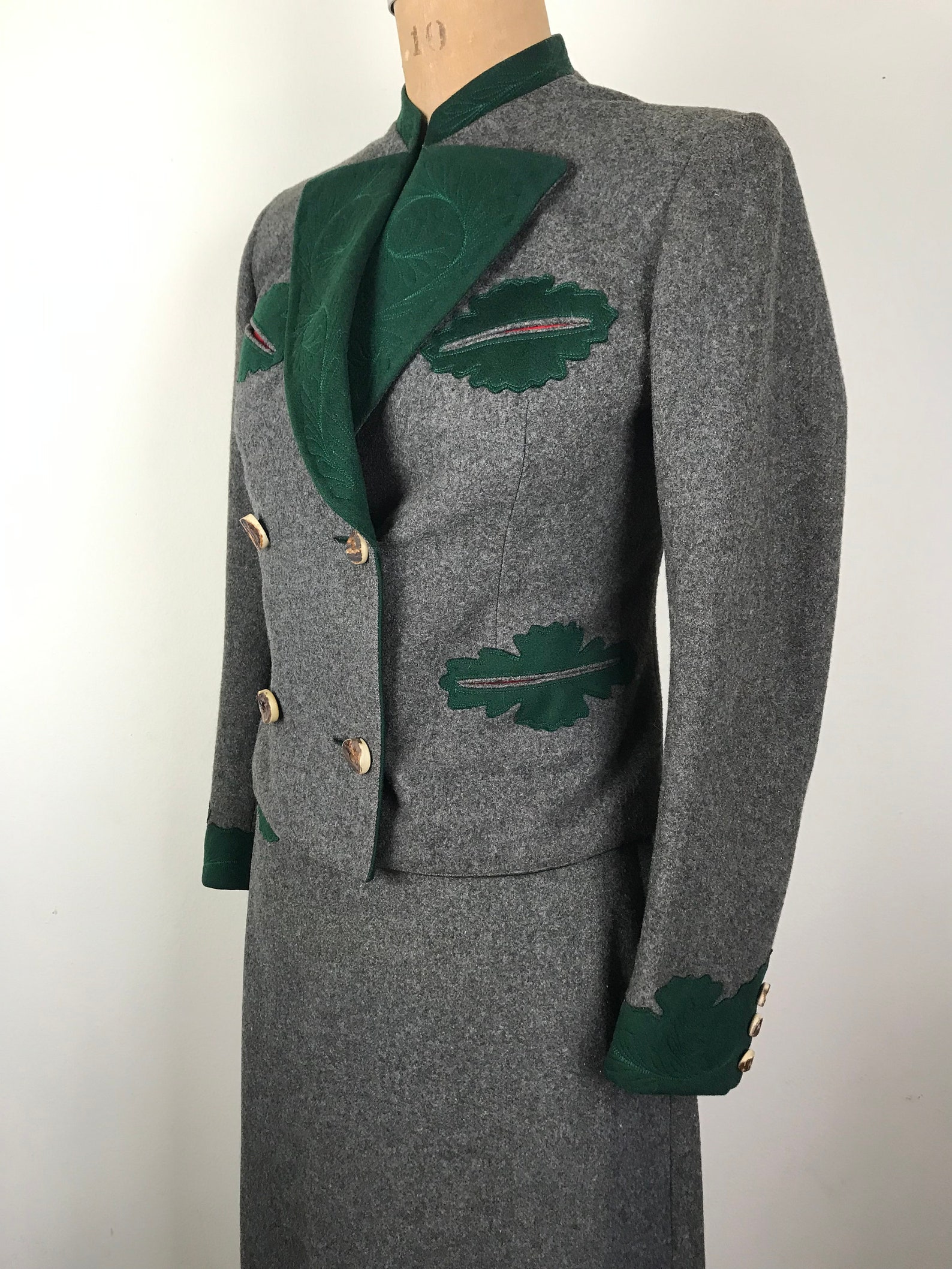 Vintage 1930s 30s 1940s 40s Austrian Embroidered Loden Suit Tyrolean ...