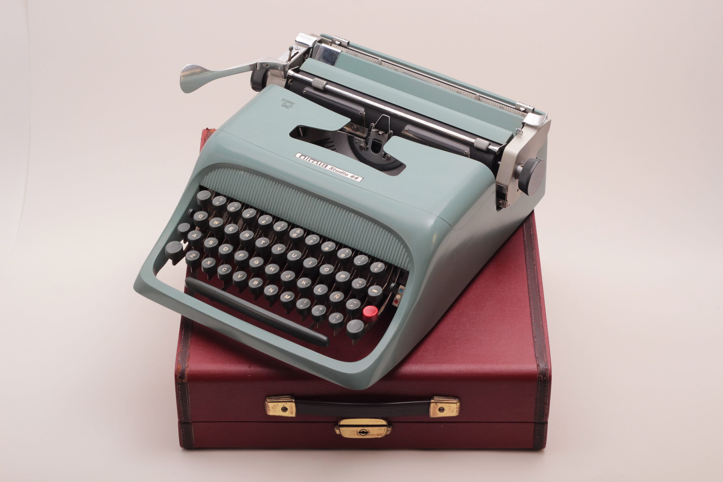 Typewriters Olivetti Studio 44 typewriter Office Home & Living etna.com.pe