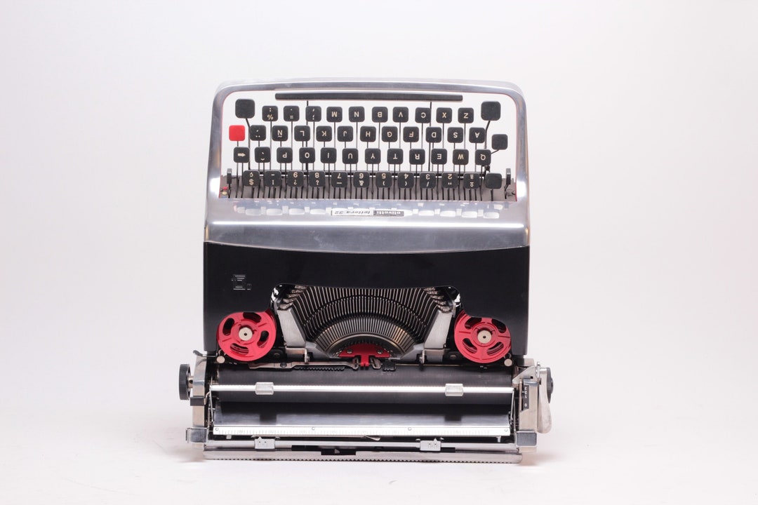 BLACK FRIDAY limited Edition Olivetti Lettera 32 - Etsy