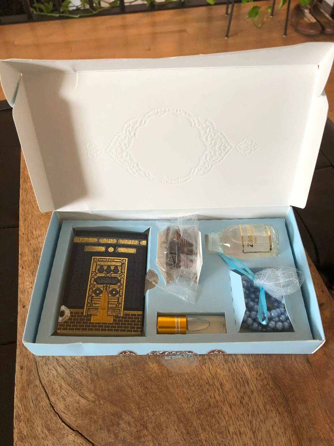 Muslim Gift Box Inside Booklet of Surah Yaseen, Rossary Tasbeeh, Zam ...