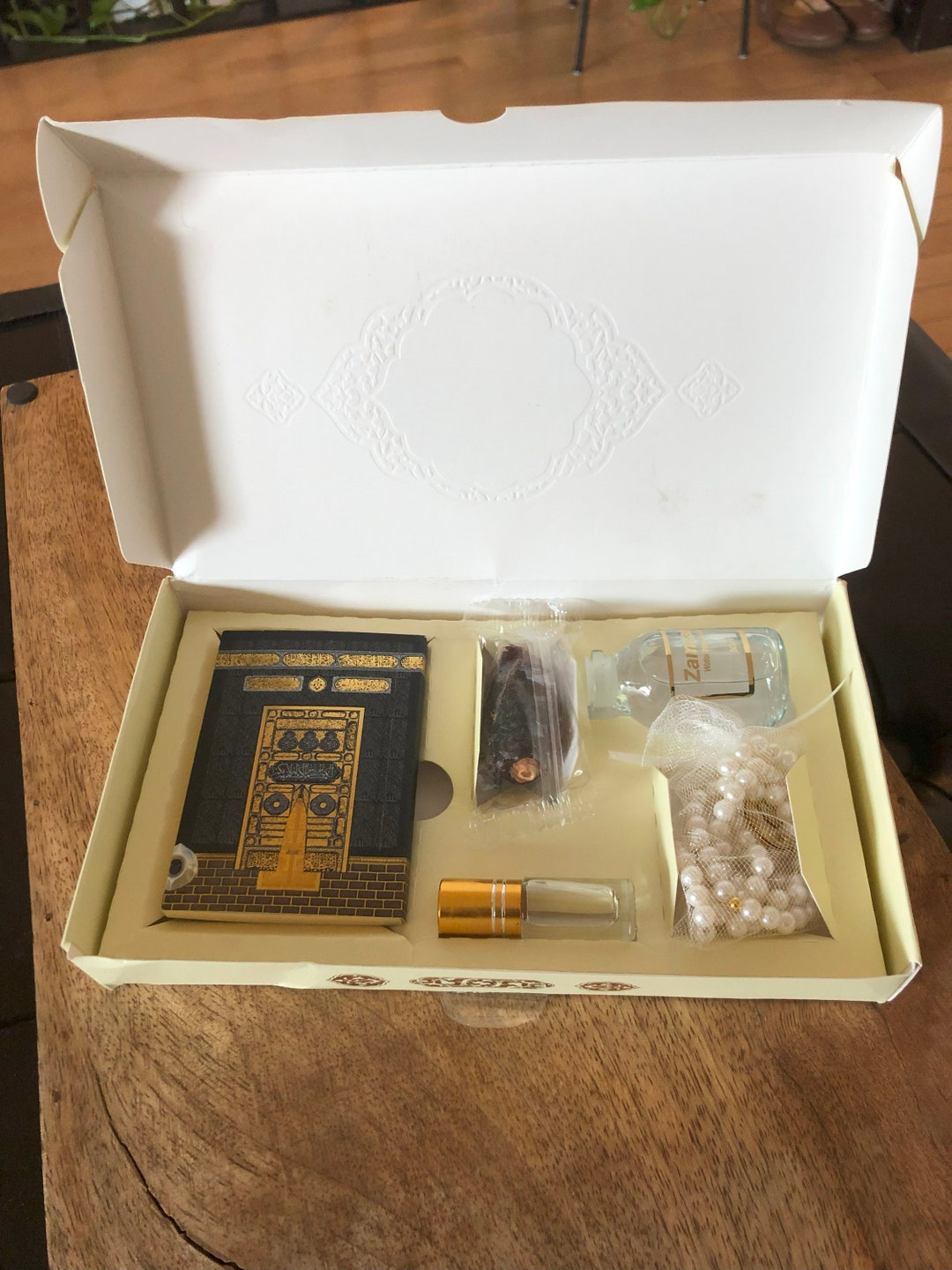 Muslim Gift Box Inside Booklet of Surah Yaseen, Rossary Tasbeeh, Zam ...