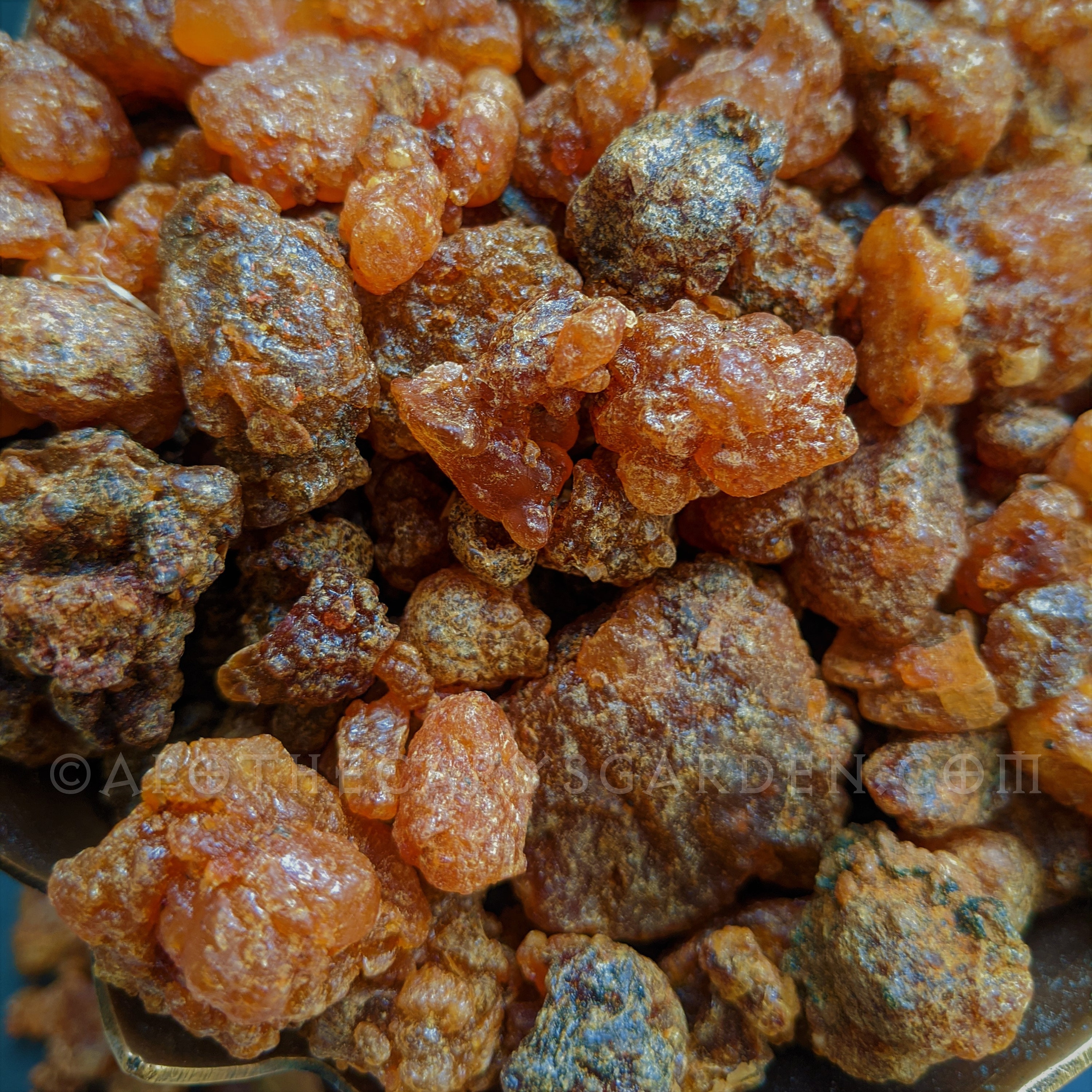 Myrrh Resin Benefits