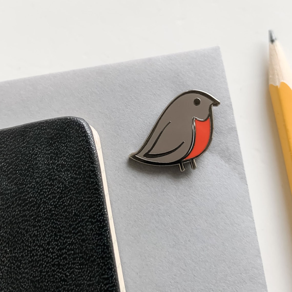 Robin Enamel Pin Enamel Lapel Pin Bird Pin Badge Christmas | Etsy