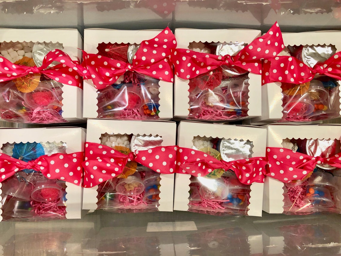 Virtual Cupcake Decorating Birthday Party for 5 in A Box to Go - Etsy