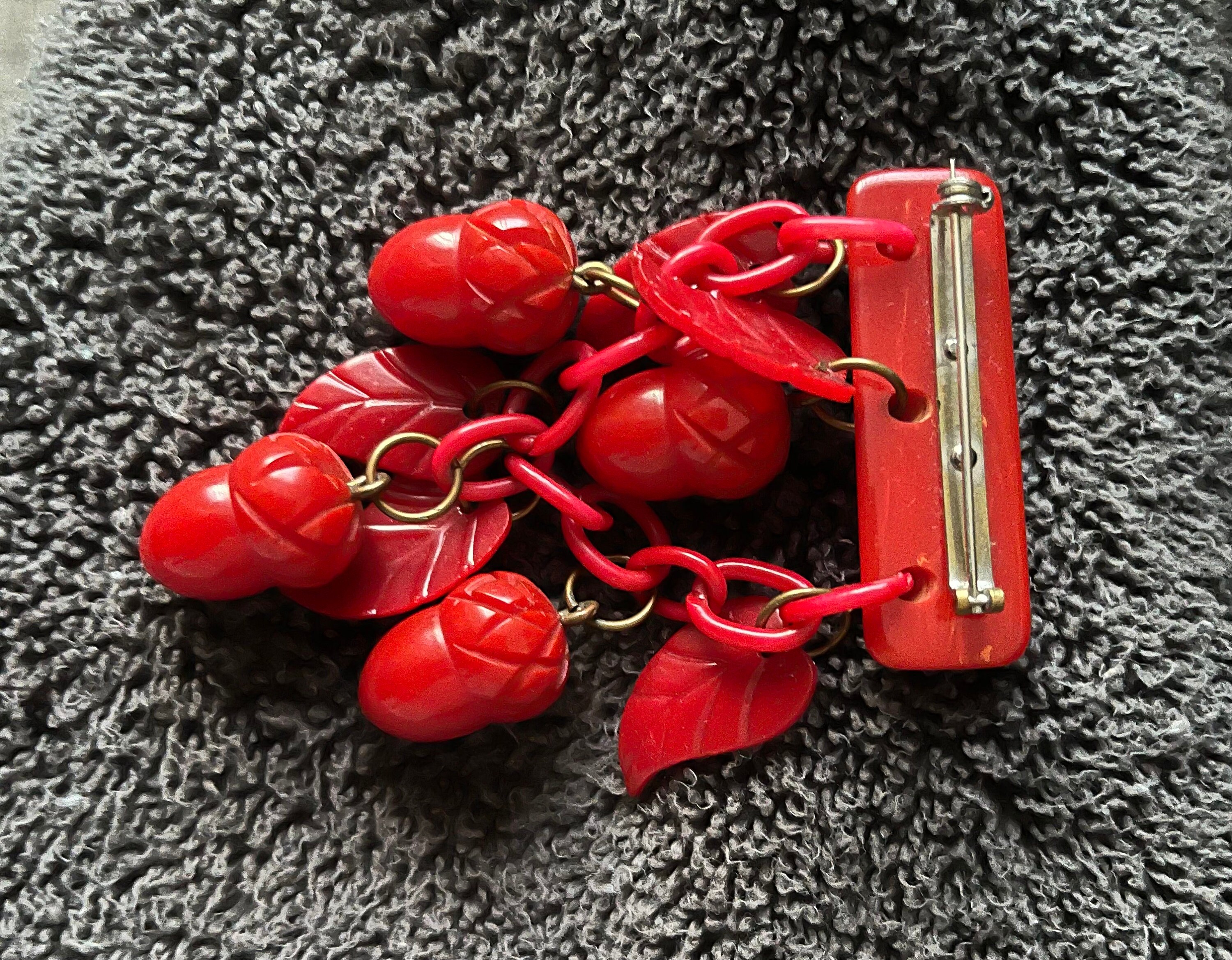 Brooch Cherry Red Bakelite Acorn and Leaves on Celluloid Chain. Perfect ...