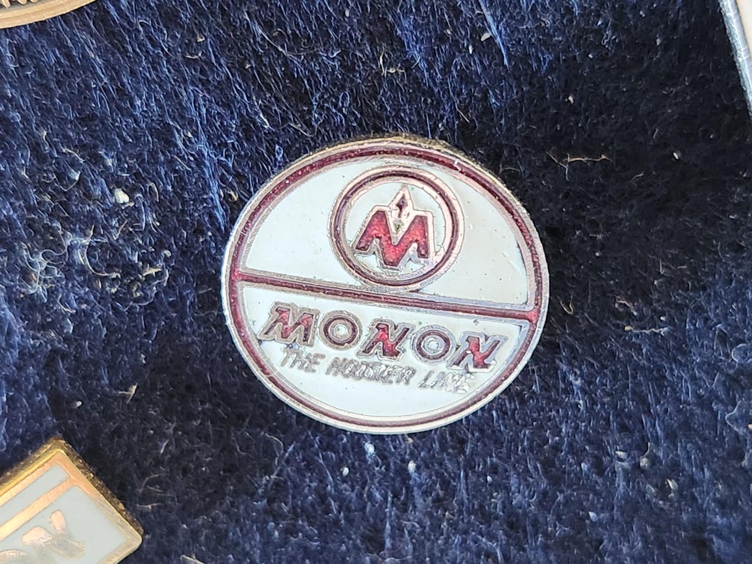 Vintage White & Gold Tone "monon the Hoosier Line" Railroad Train Lapel ...