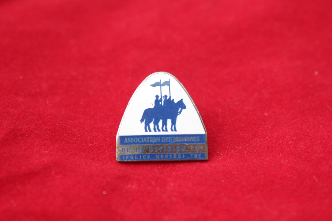 Vintage Canadian RCMP De La Division "c" Polive Montee Police Lapel Pin ...