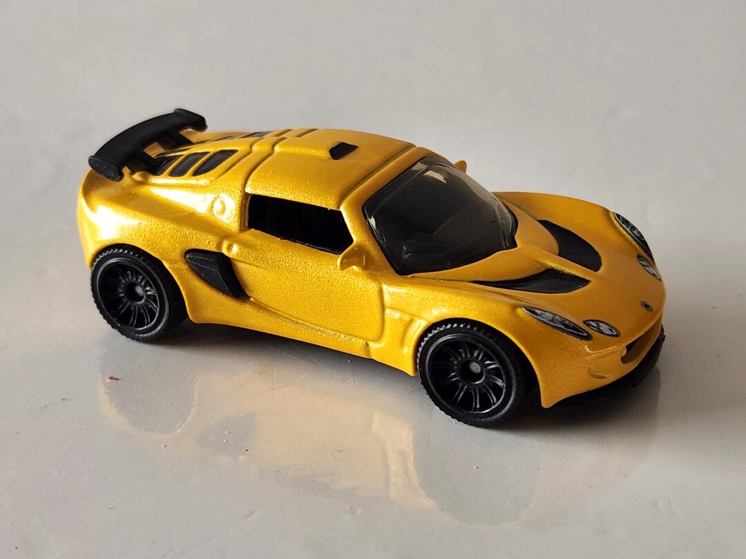 1:56 Matchbox 2006 Yellow Matchbox Lotus Exige Thailand Diecast Car #52 ...
