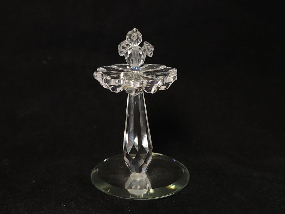 Vintage Crystal Glass Bird in Bird Bath Figurine on Mirror Base - Etsy